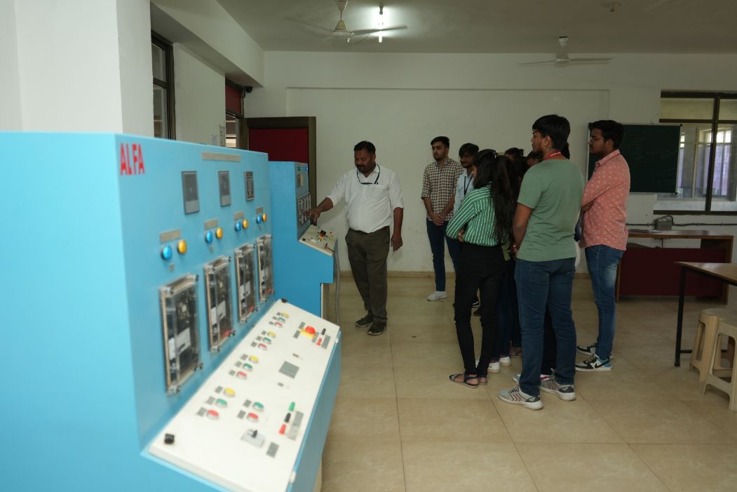 Laboratory Electrical Engineering | SVBIT- Diploma