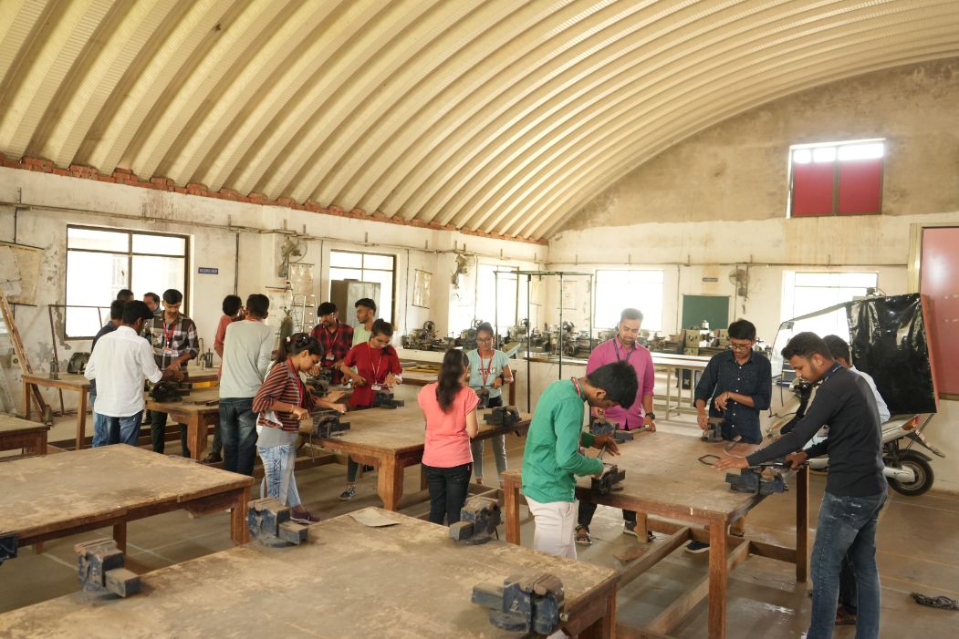 Laboratory Mechanical Engineering | SVBIT- Diploma